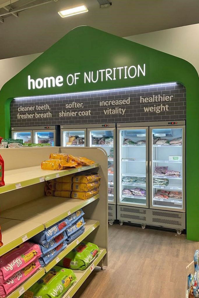 Gallery 1 - Commercial - Public Sector - High Street Signage Photos