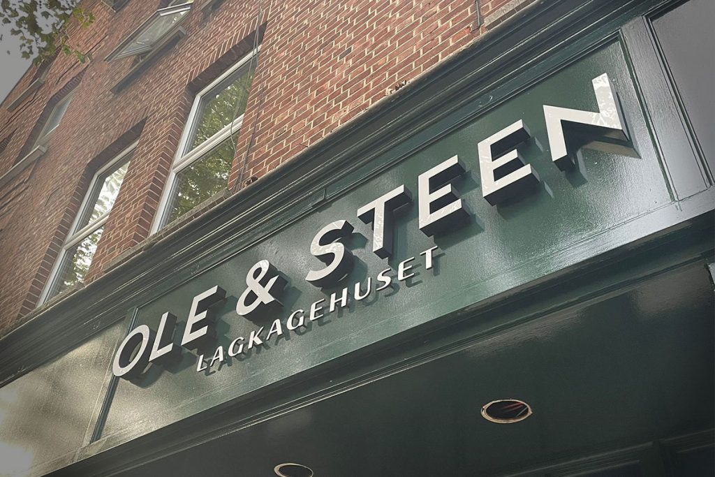 Gallery 1 - Commercial - Public Sector - High Street Signage Photos